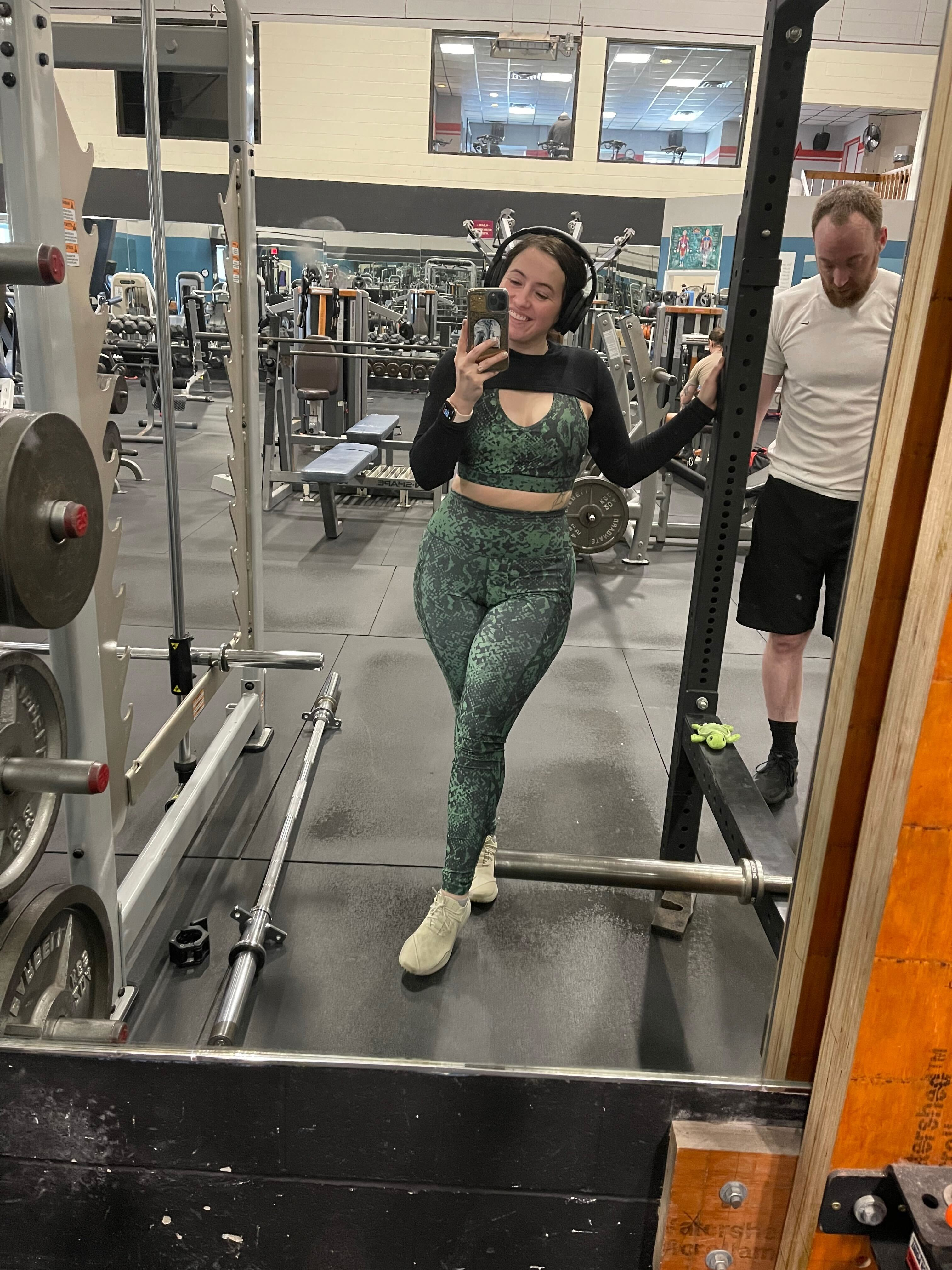 32 Workout Clothes To Show Off At The Gym