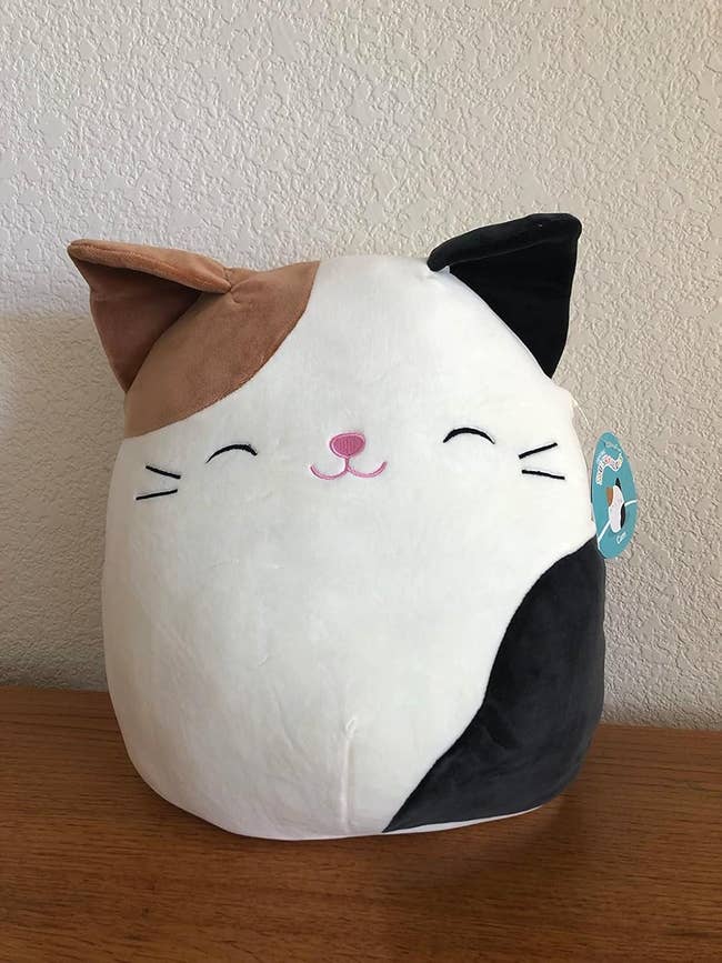 24 Cat-Themed Gifts That Are Full Of ~Purr-Sonality~