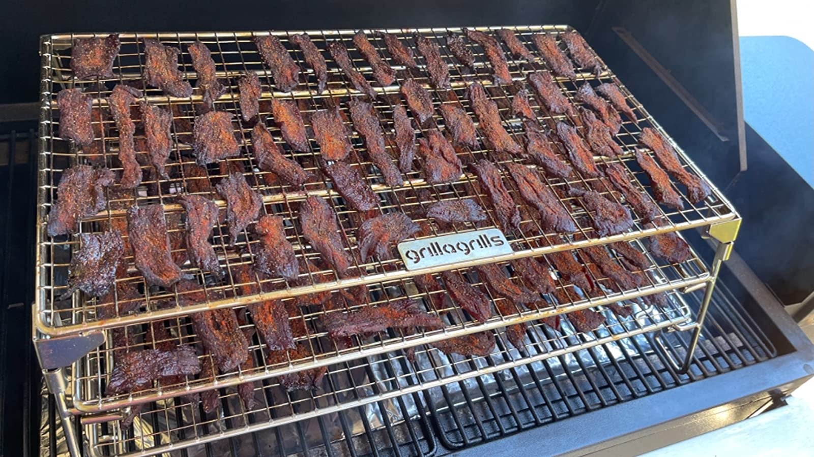 13 Best Grill Racks For A Successful Sizzling BBQ 2022