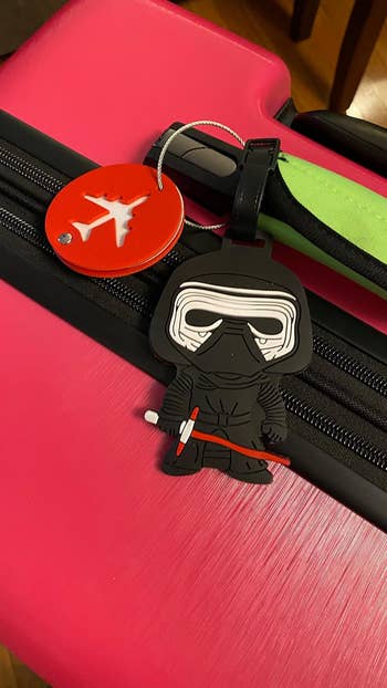 38 Best Luggage Tags For Traveling In 2026