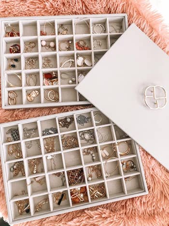 24 Best Earring Organizers & Storage Ideas For 2025