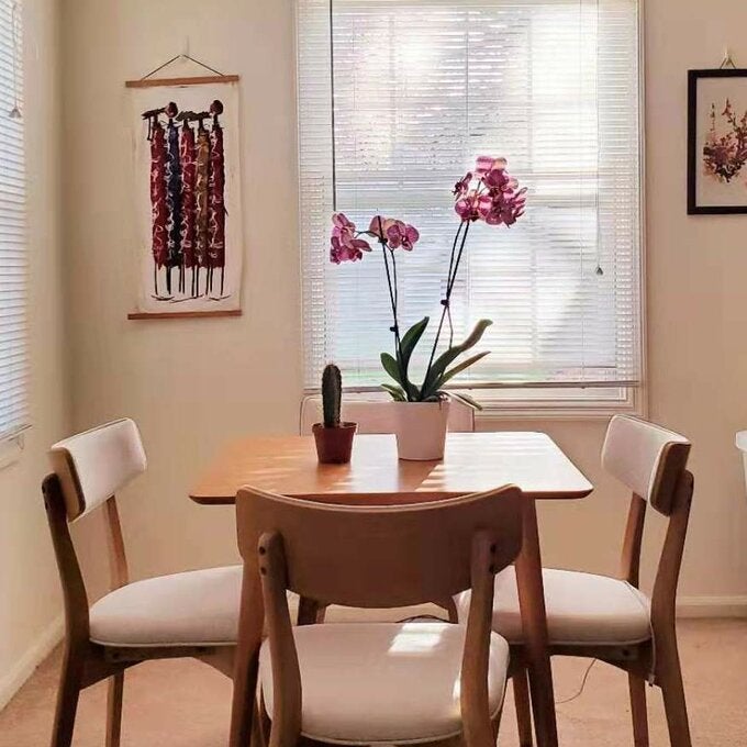 21 Best Small Dining Tables For Eating In Tiny Spaces