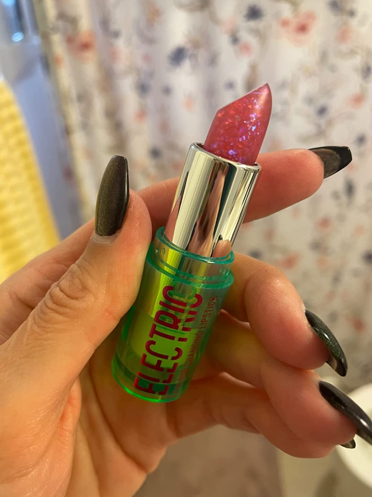 27 Makeup Prodocts To Experiment With This Season