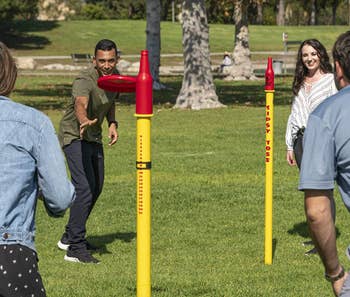 21 Fun Outdoor Games for Picnics and Park Days