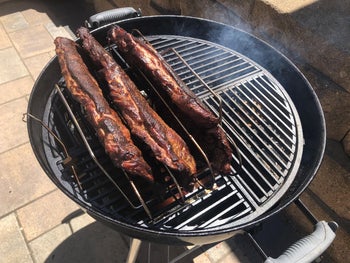 13 Best Grill Racks For A Successful Sizzling BBQ 2022