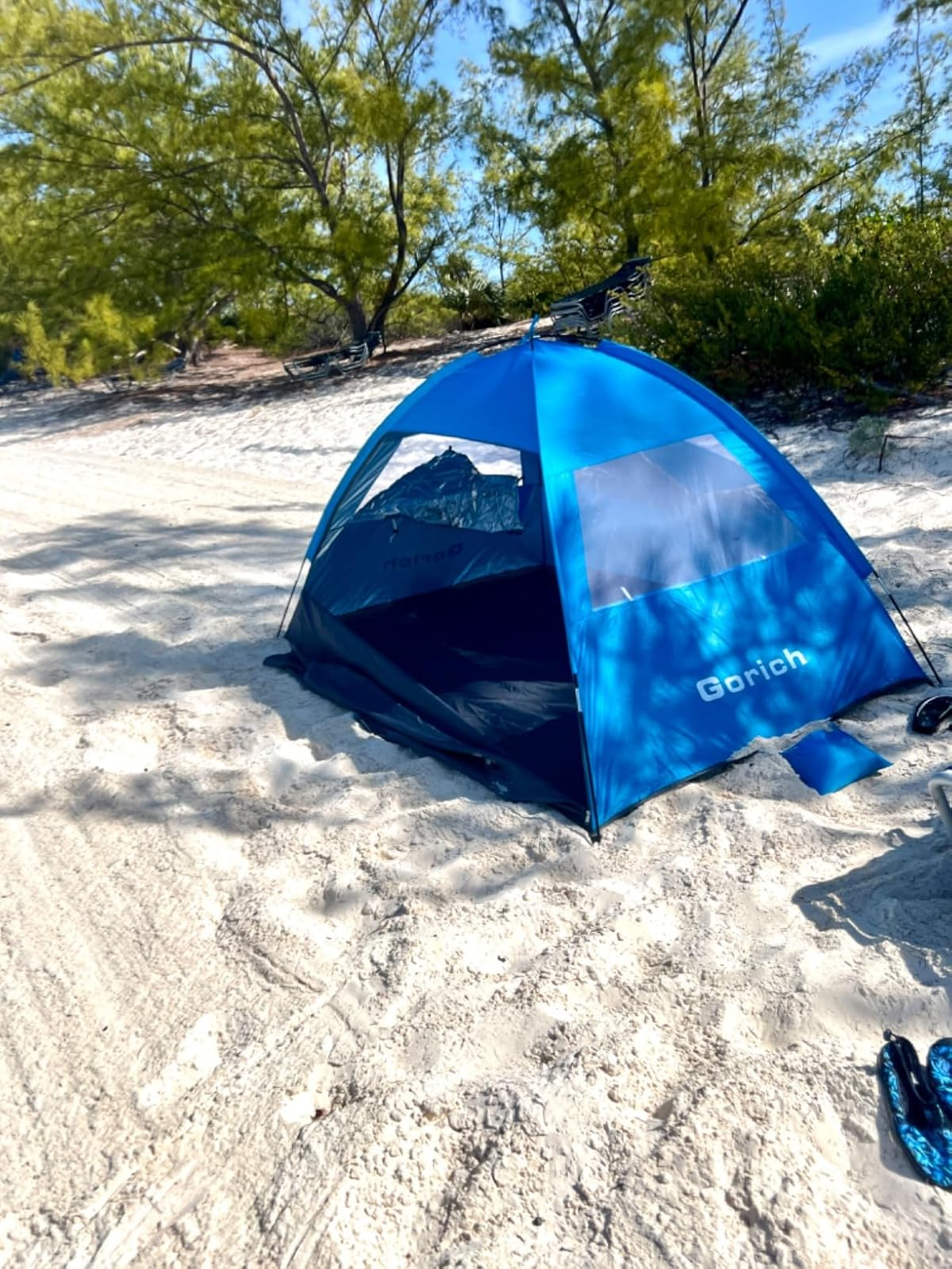 23 Things To Help You Hide From The Sun