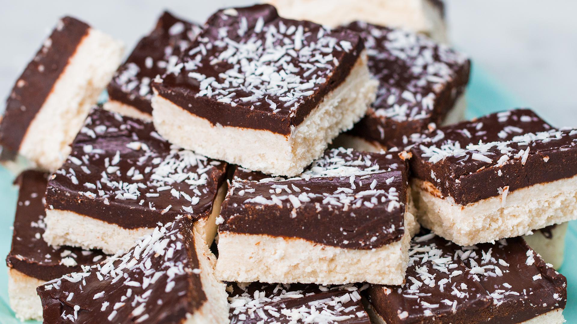 No-Bake Chocolate Coconut Cream Bars