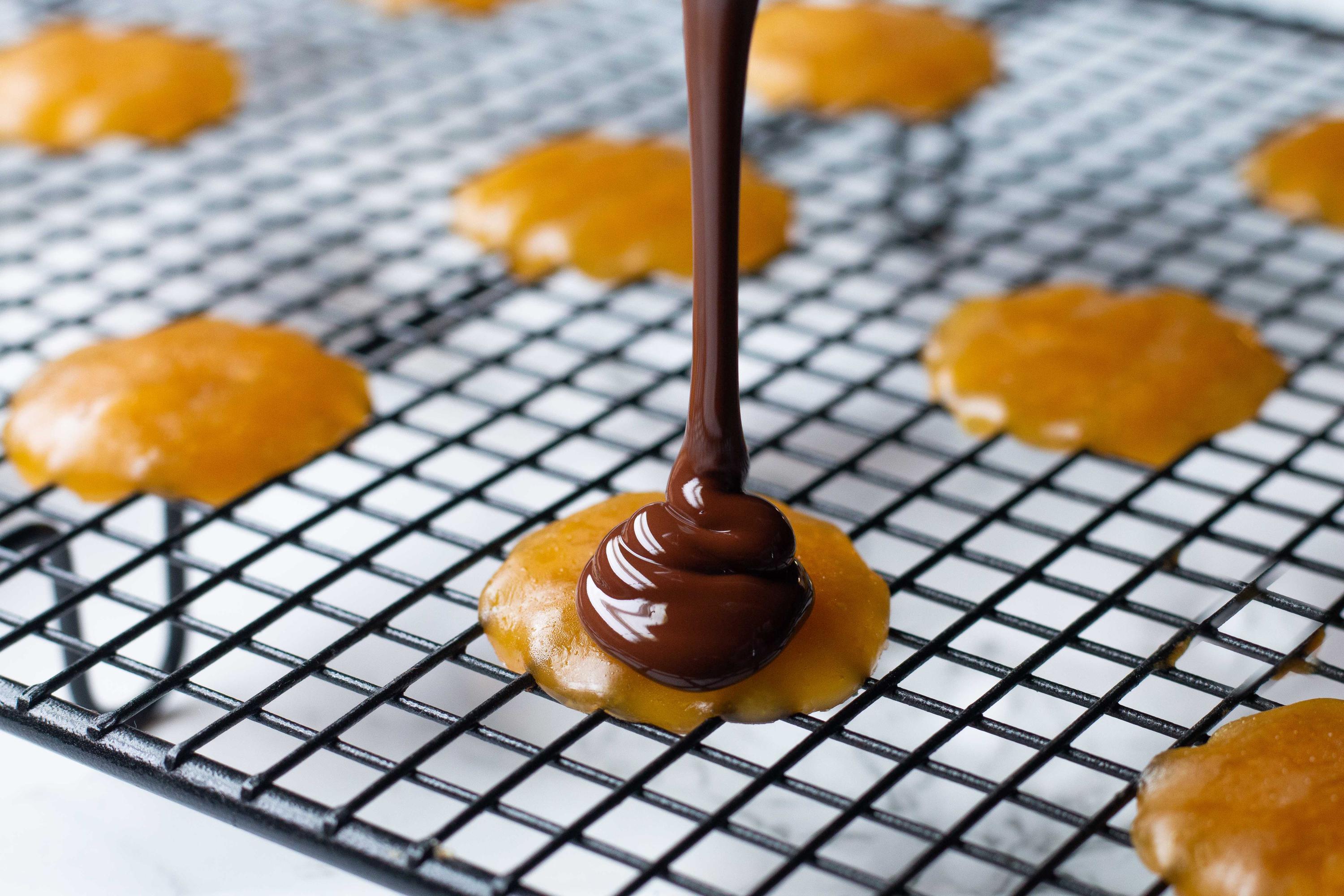 Toffee Chocolate Buttons