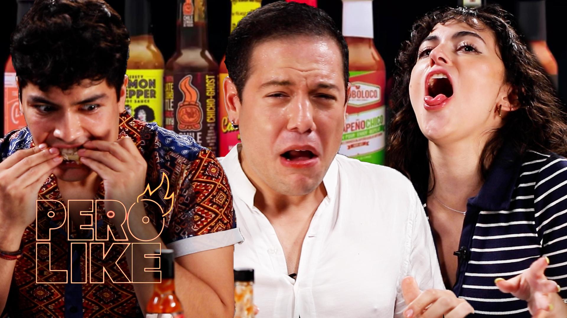 PeroLike Tries Hot Ones