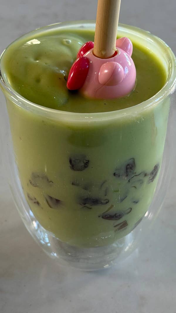 Easy Vietnamese Avocado Smoothie (Sinh Tố Bơ) With Rice Paper Boba | Tasty