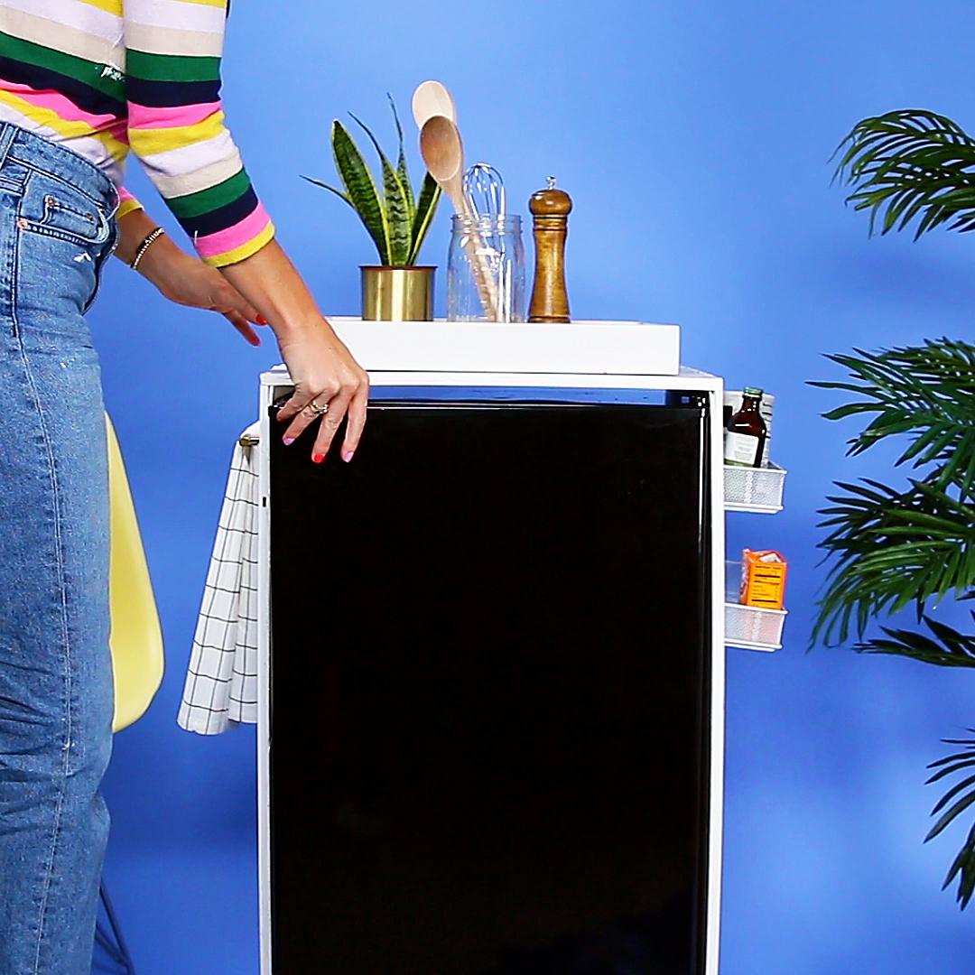 $10 Mini Fridge Makeover