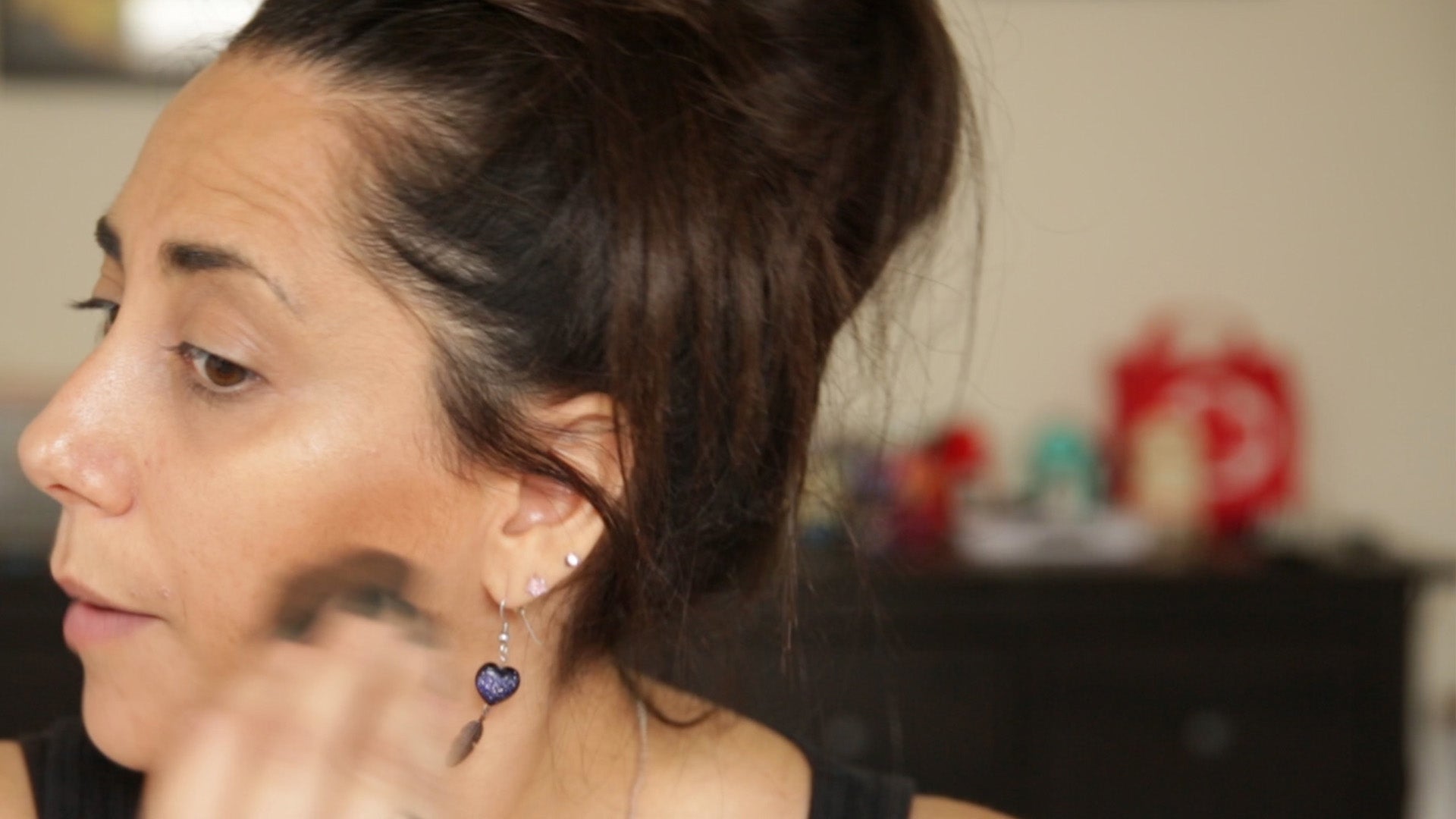 "Authentic" Native American Makeup Tutorial
